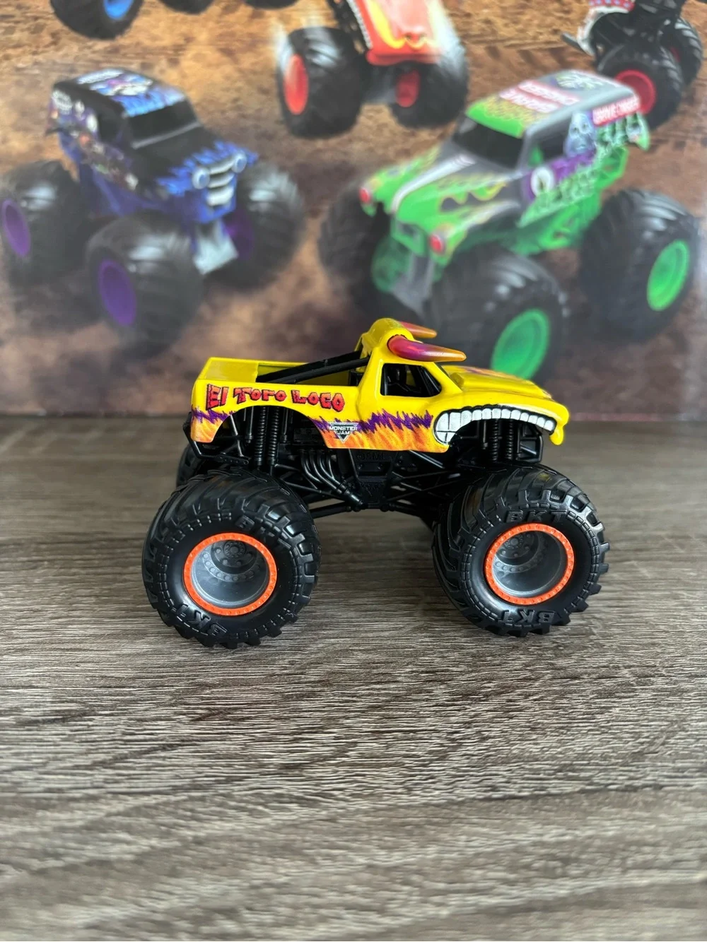 Monster Jam | Toys | Monster Jam Yellow El Toro Loco Truck 64 Scale ...